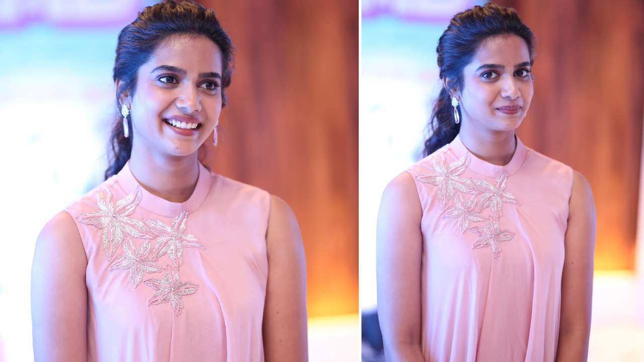 Gouri Priya Reddy : మ్యాడ్ మూవీ ప్రెస్ మీట్‌లో గౌరీ ప్రియా పిక్స్ ...