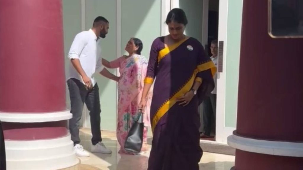 YS Sharmila son YS Raja Reddy : రాజకీయాల్లోకి వైఎస్ షర్మిల కుమారుడు ...